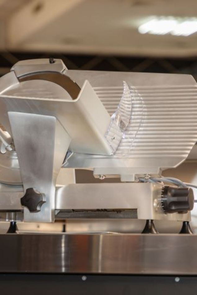 How to Use a Bizerba Slicer | Parts Town