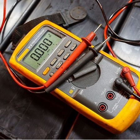 Ohmmeter vs. Multimeter vs. Voltmeter vs. Ammeter: What's the ...