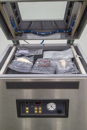 How to Add Oil To & Drain Oil From a VacMaster Vacuum Sealer | Parts Town