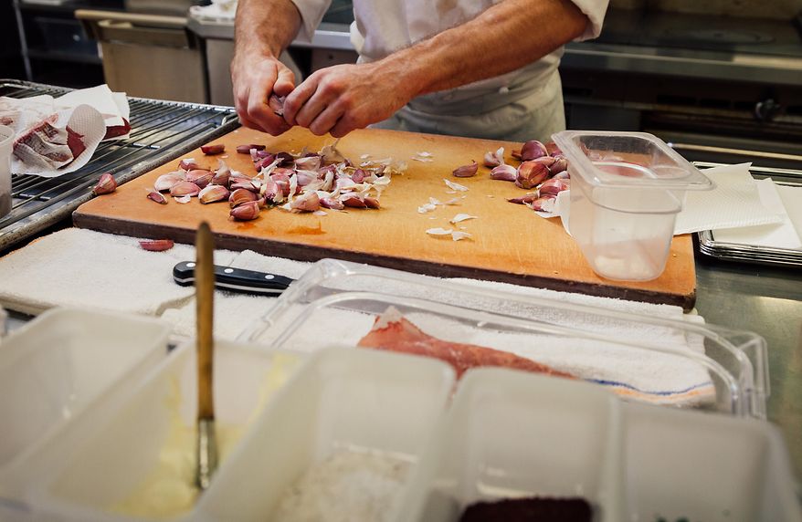 What is the Correct Way to Clean and Sanitize a Prep Table? | Parts Town