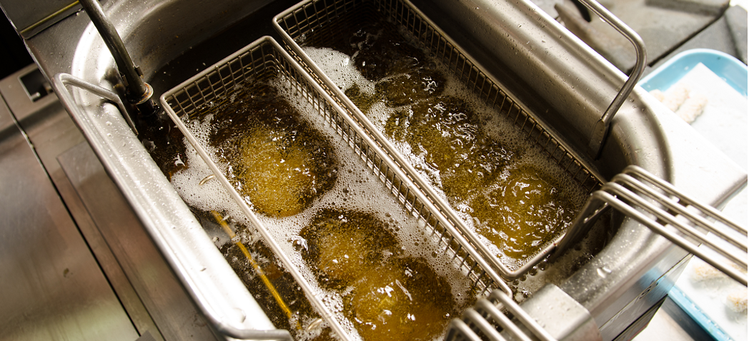 A Guide to Commercial Fryer Oil Filtration | Parts Town