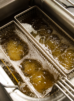 A Guide to Commercial Fryer Oil Filtration | Parts Town